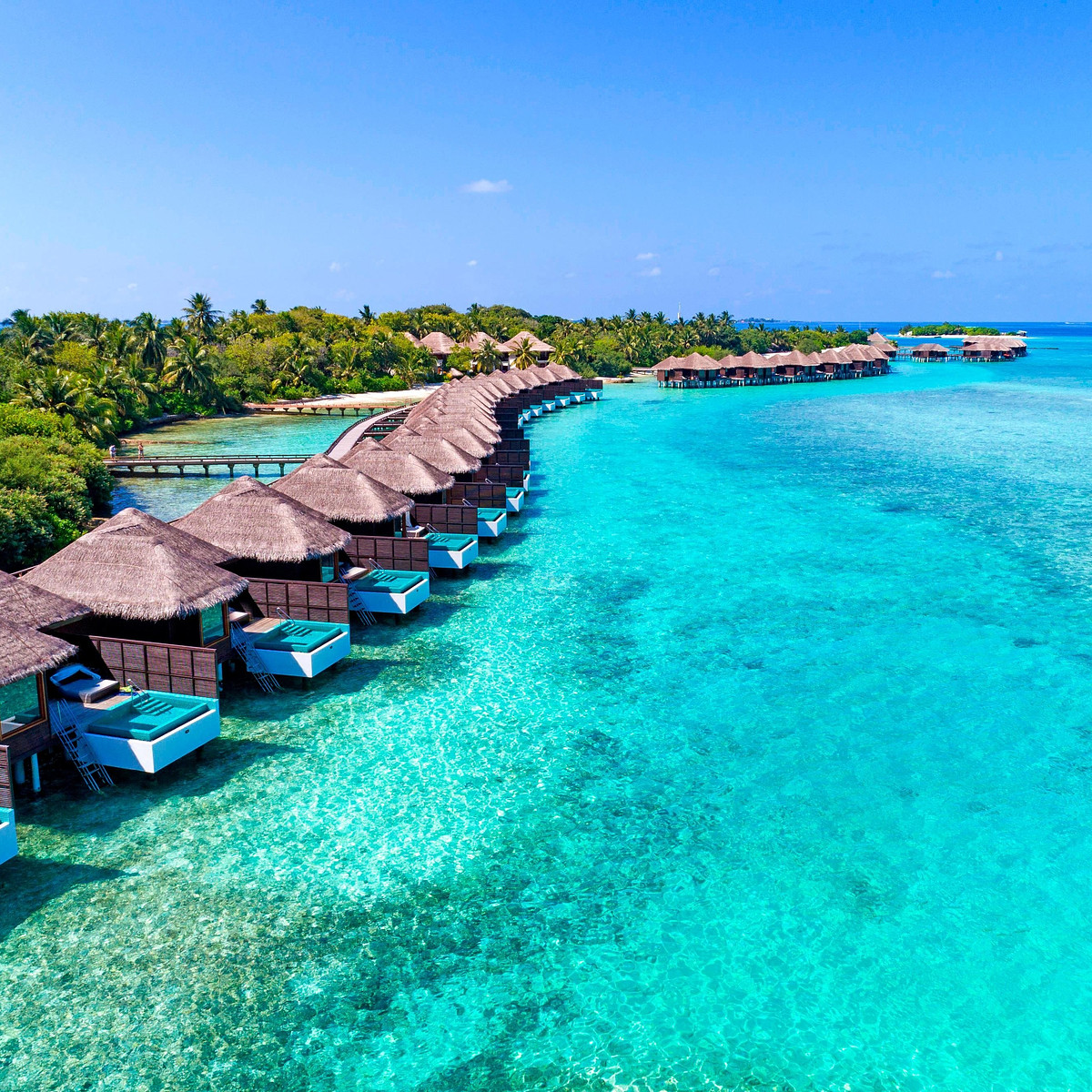 Sheraton Maldives Full Moon Resort & Spa | Backspace